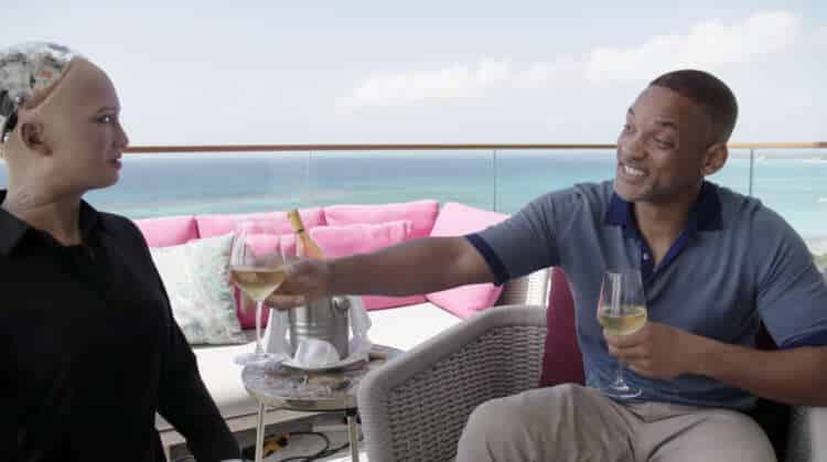 La robot Sophia 'friendzoneó' a Will Smith en hilarante video